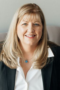 Sandy True - Coldwell Banker Commercial Realty - Coldwell Banker Commercial