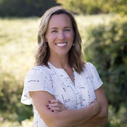 Leah Erickson - Coldwell Banker Commercial Real Estate Group - Coldwell ...